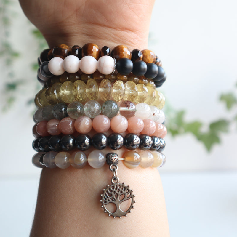 All Your Favourite Crystals, here in Kitchener | The Rock Space